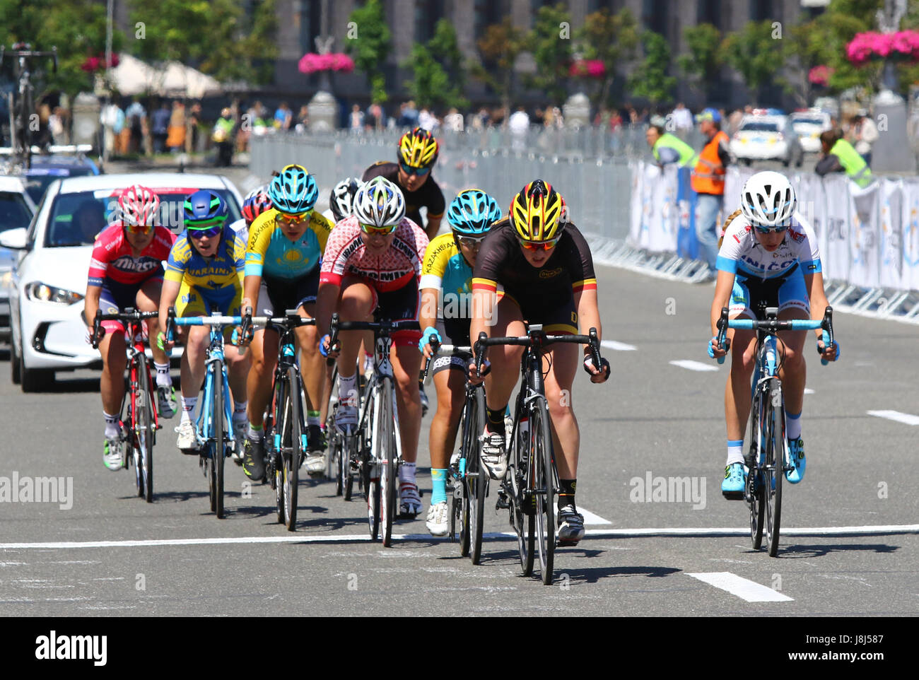 Professional women cyclists hi-res stock photography and images - Alamy