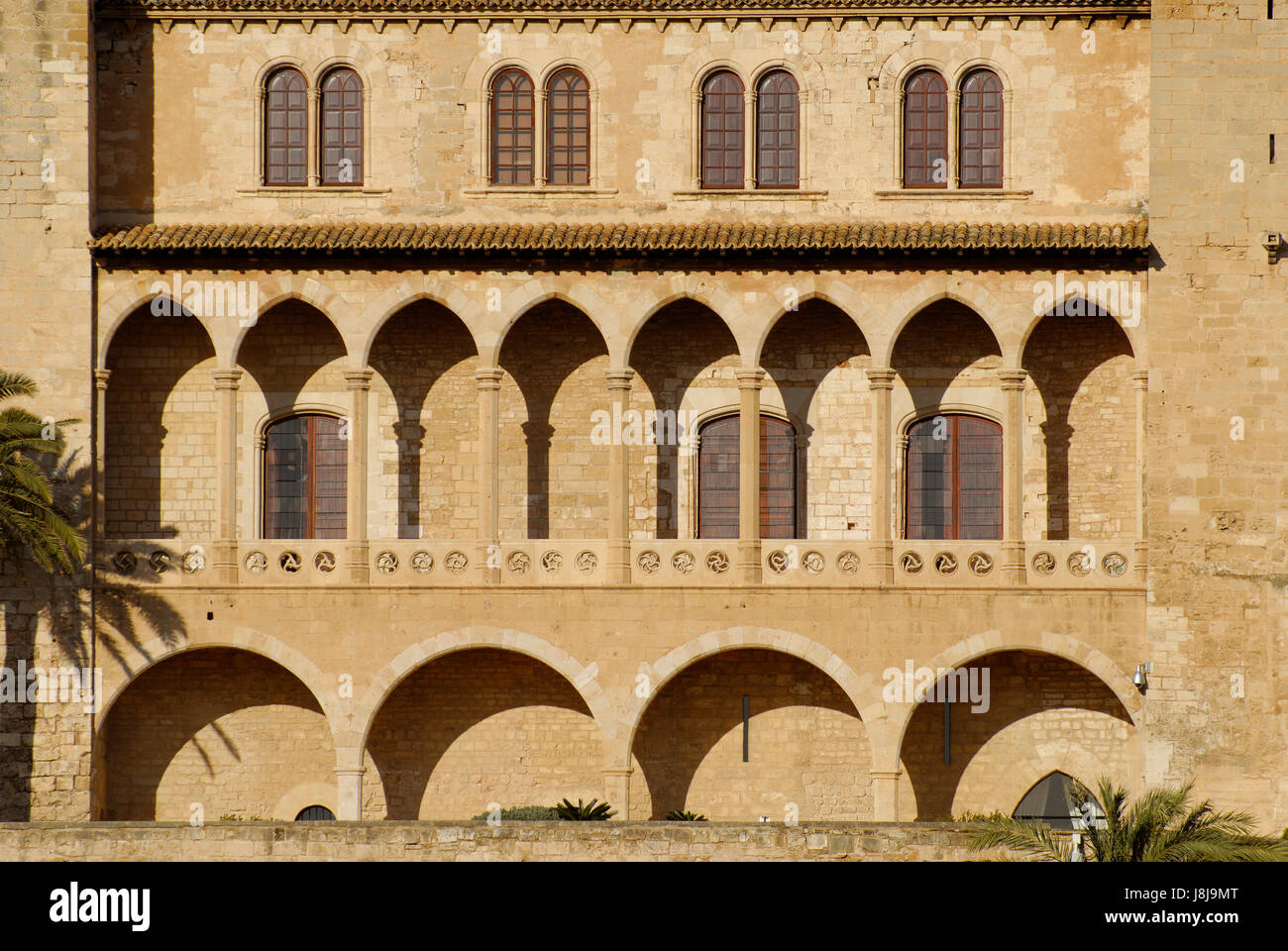 columns, mallorca, facade, palace, detail, window, porthole, dormer ...