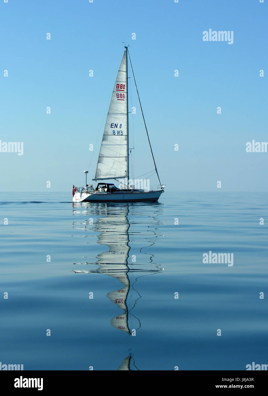 Doldrums ocean hi-res stock photography and images - Alamy