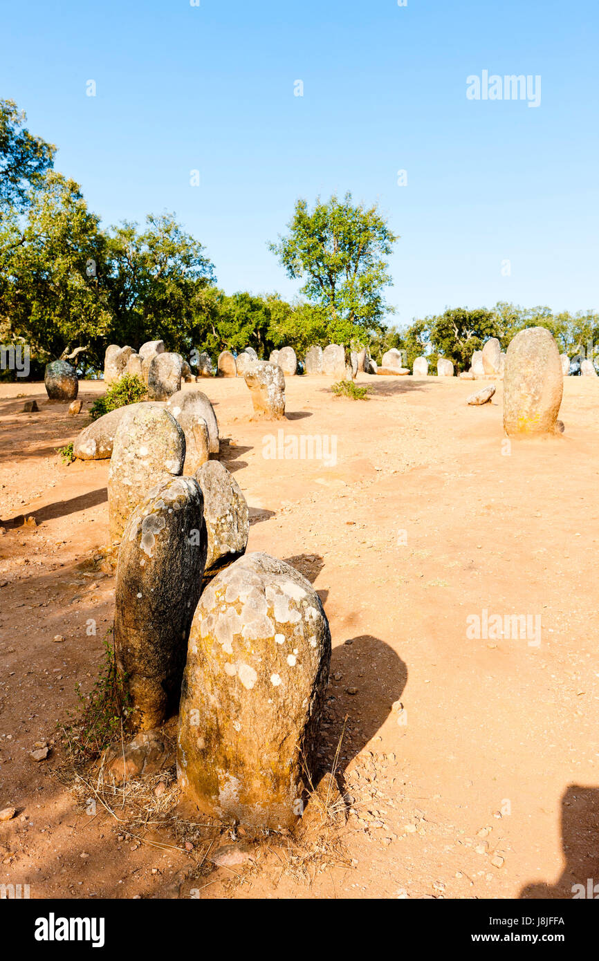 Cromlech prehistoric megalithic architecture hi-res stock photography ...