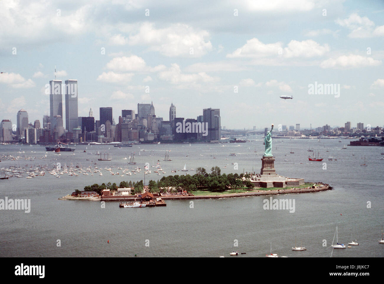 Statue of liberty celebration 1986 hi-res stock photography and images ...