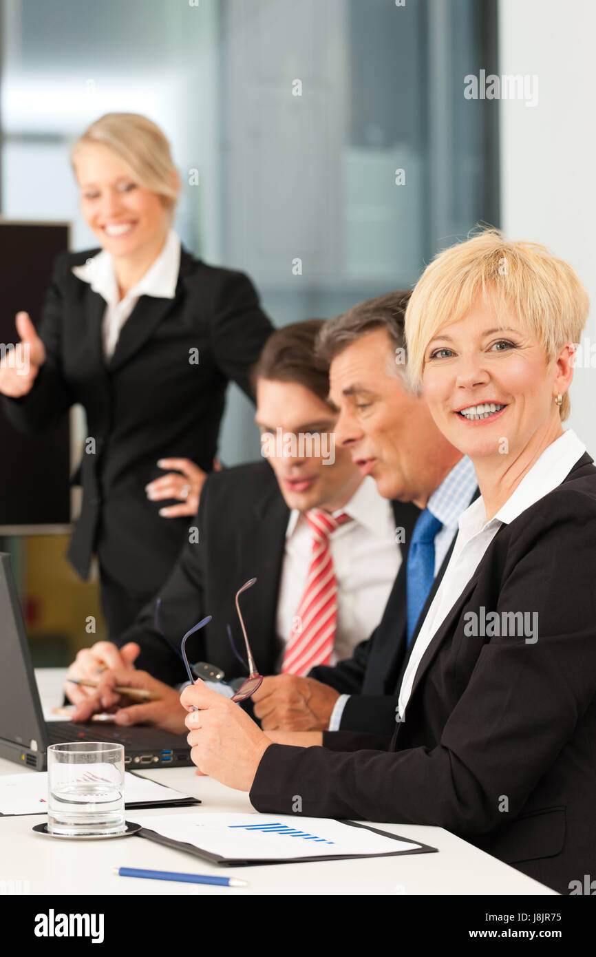 business - meeting in an office Stock Photo - Alamy