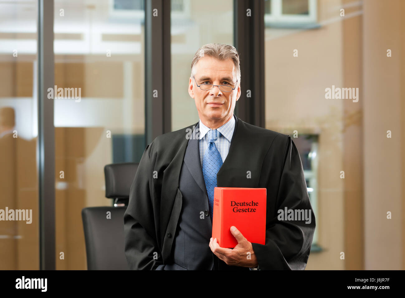 German court justice robe hi-res stock photography and images - Alamy