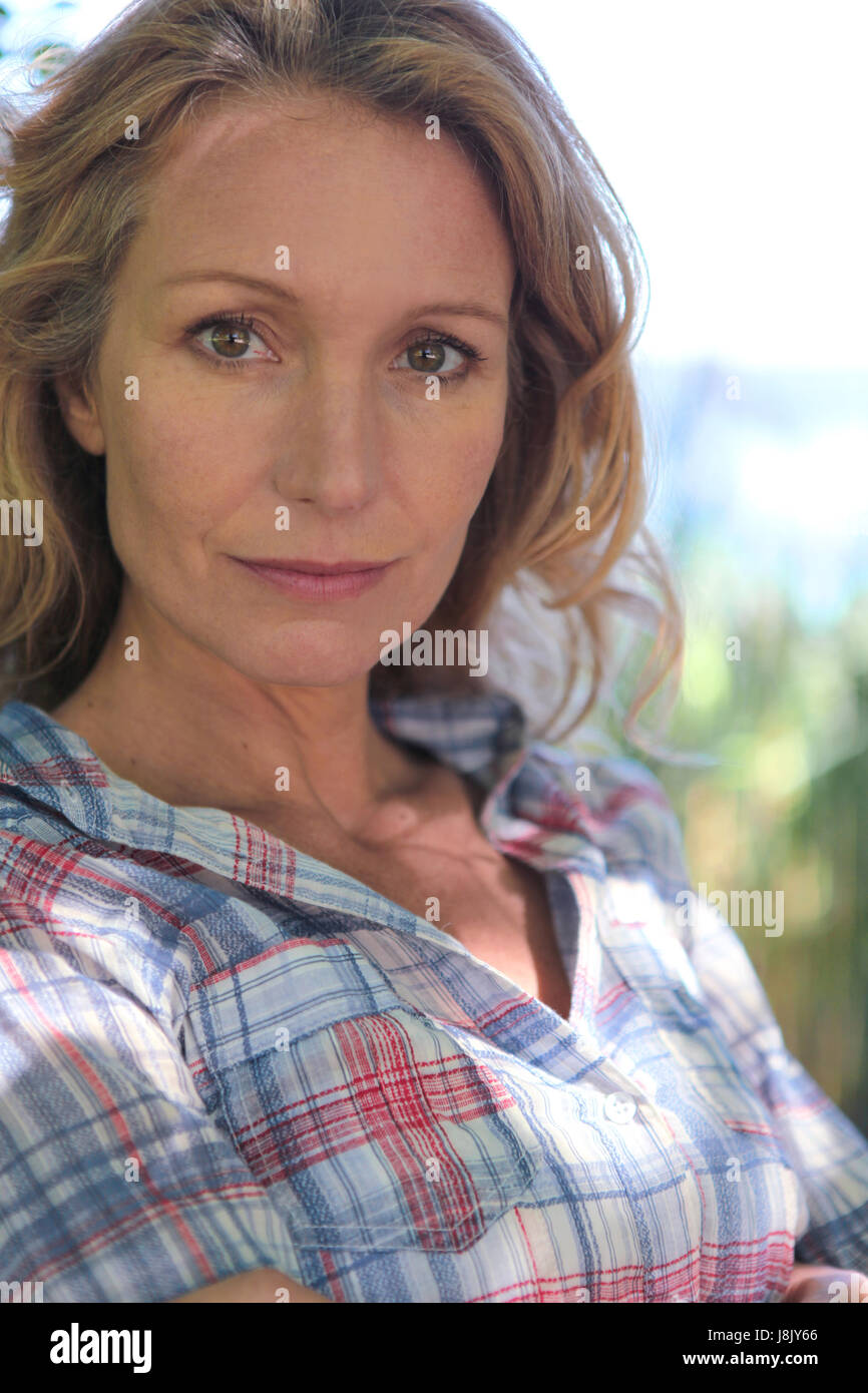 woman, portrait, look, glancing, see, view, looking, peeking, looking ...