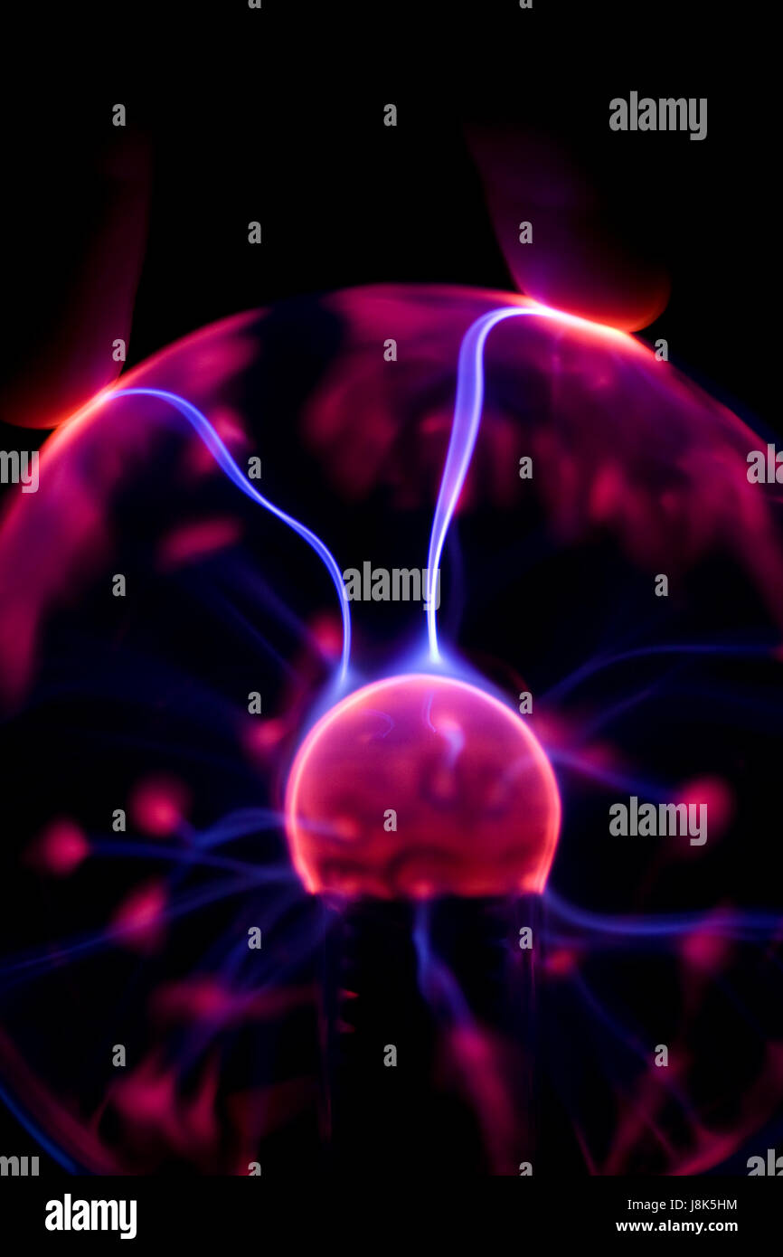 Demonstration of static electricity hi-res stock photography and images ...