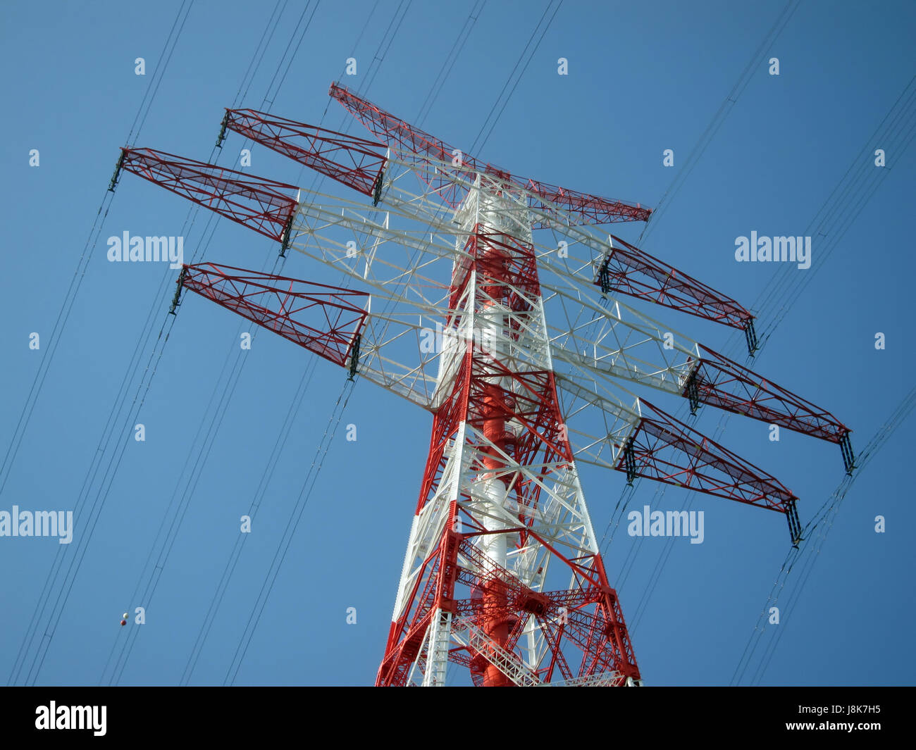 Overhead cable strommast hi-res stock photography and images - Alamy
