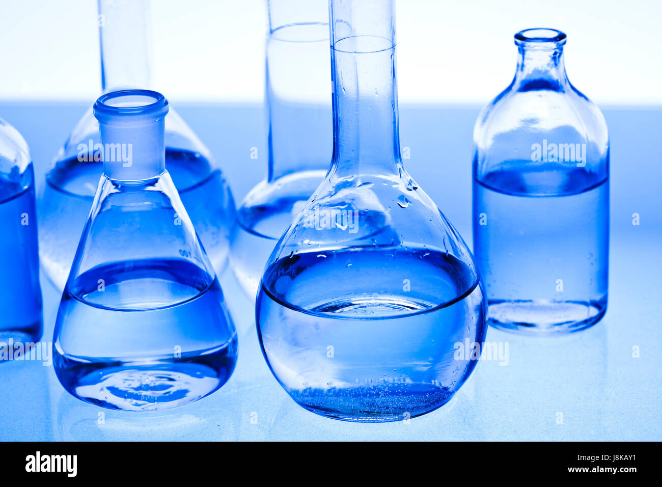 glass, chalice, tumbler, experiment, research, laboratory, equipment ...