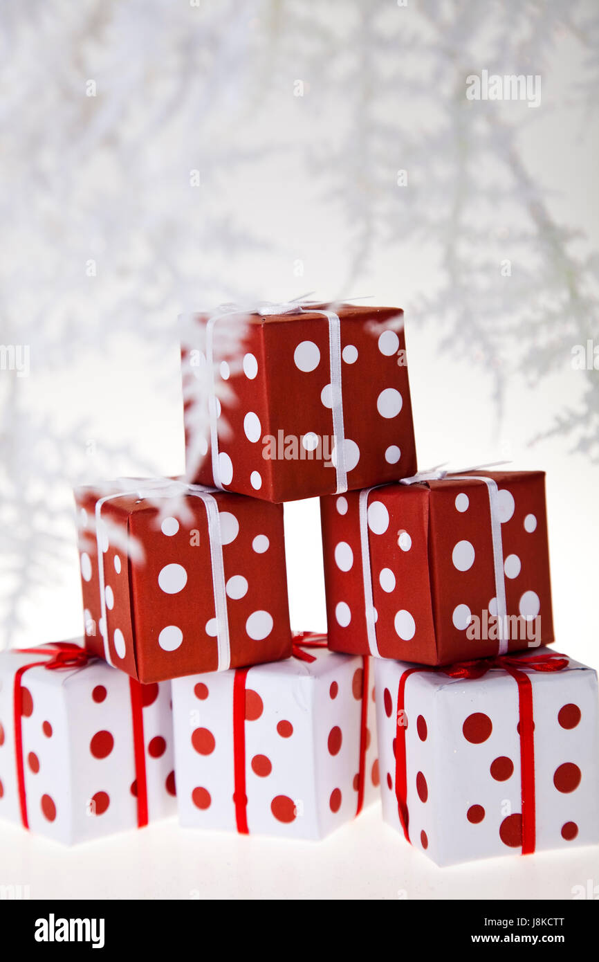 holiday, celebrate, reveling, revels, celebrates, gift, box, boxes ...