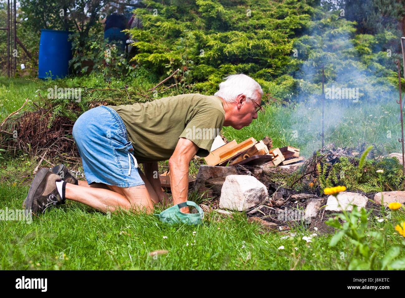 garden, fire, conflagration, campfire, elderly, bonfire, man, senior ...
