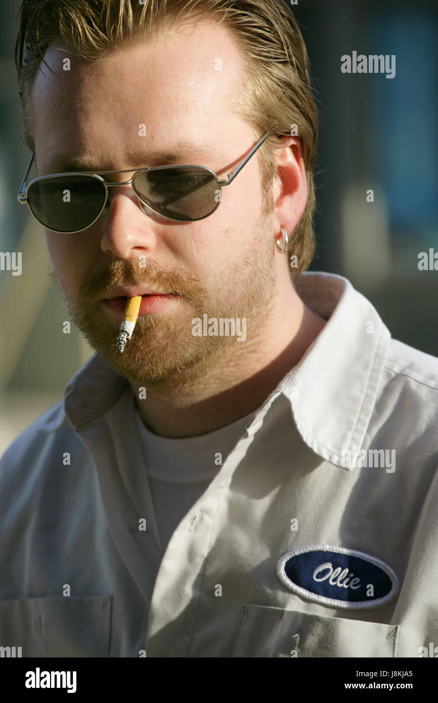 cigarette, male, masculine, working, workman, smoker, whiff, smoke ...