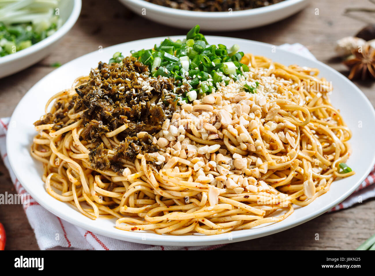 Traditional Chinese Snack, Yibin Burning Noodle Stock Photo - Alamy