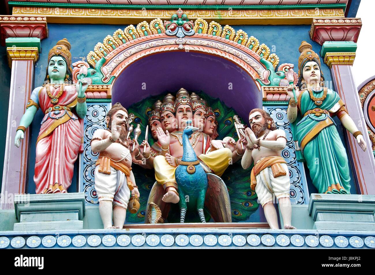 hindu temple outside Stock Photo - Alamy