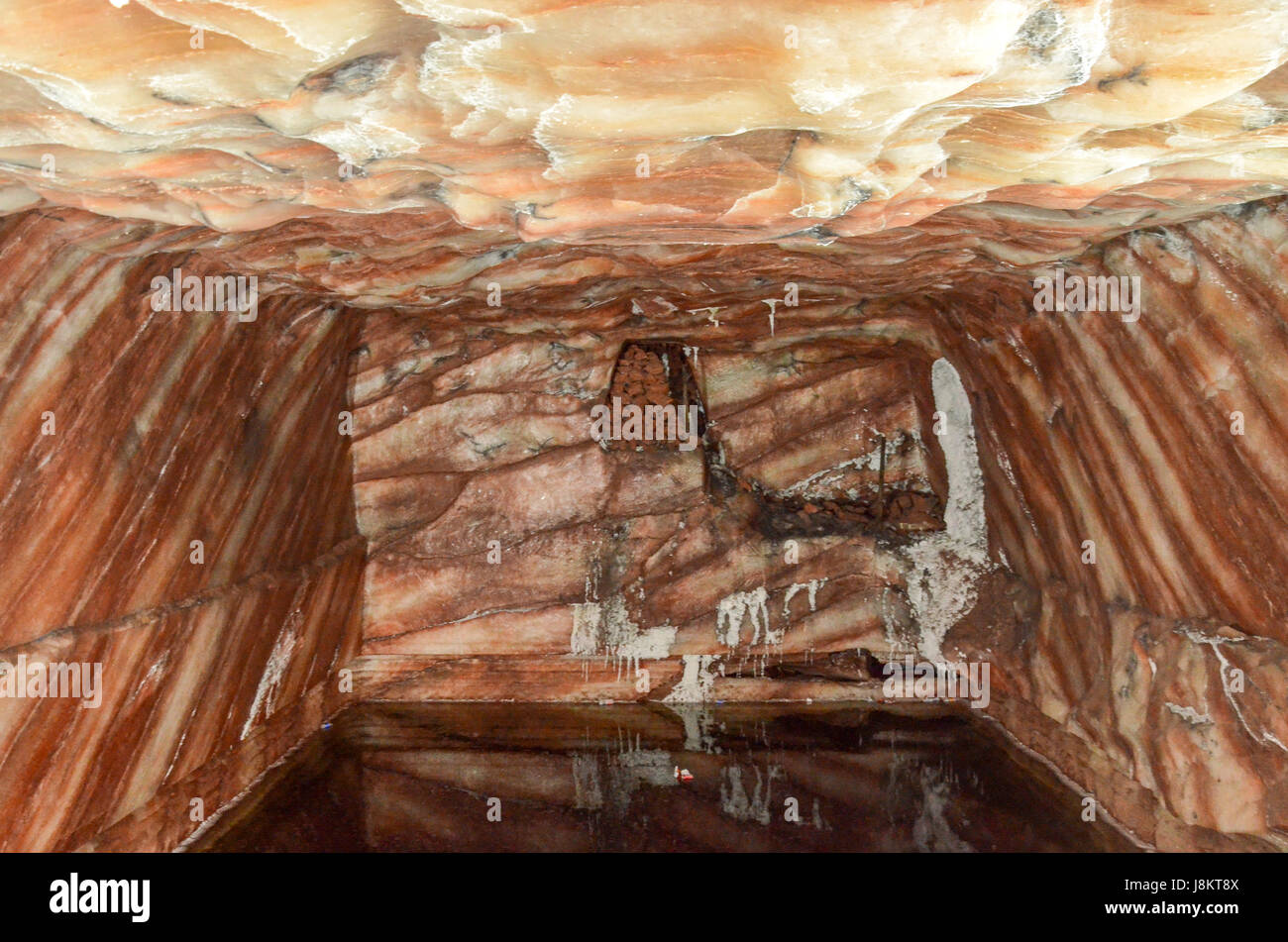 Interior of Khewra Salt Mine, Khewra, Punjab, Pakistan Stock Photo - Alamy