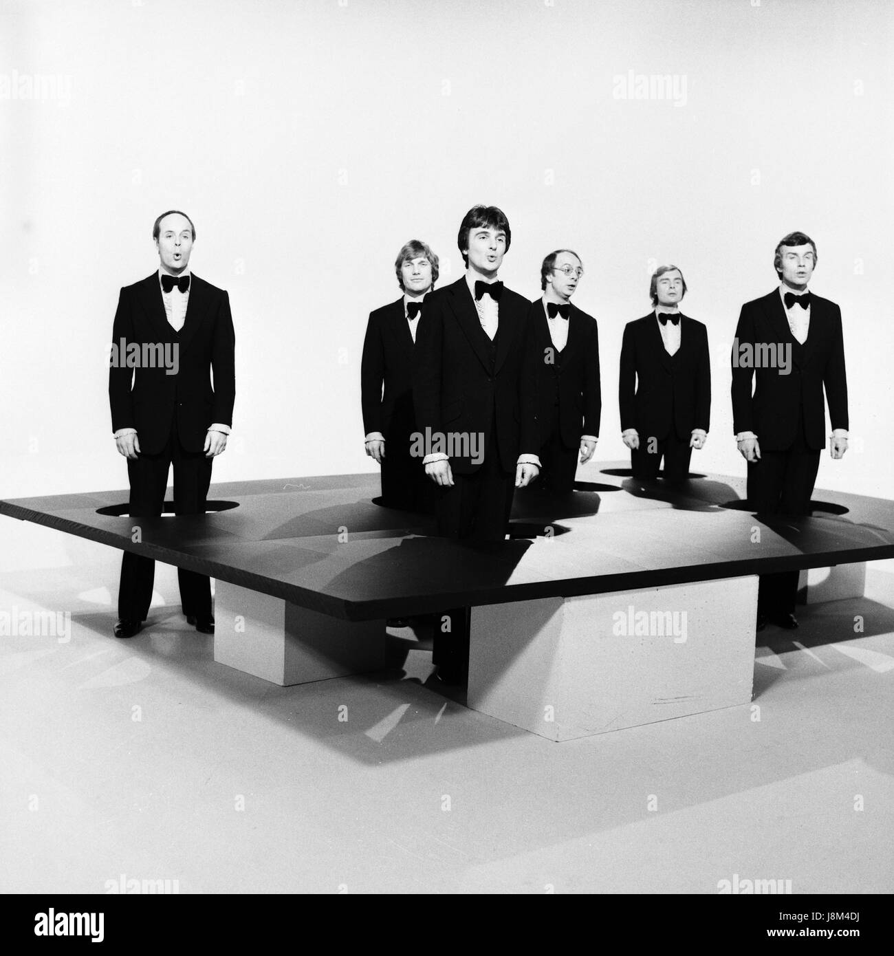 Kings singers hi-res stock photography and images - Alamy