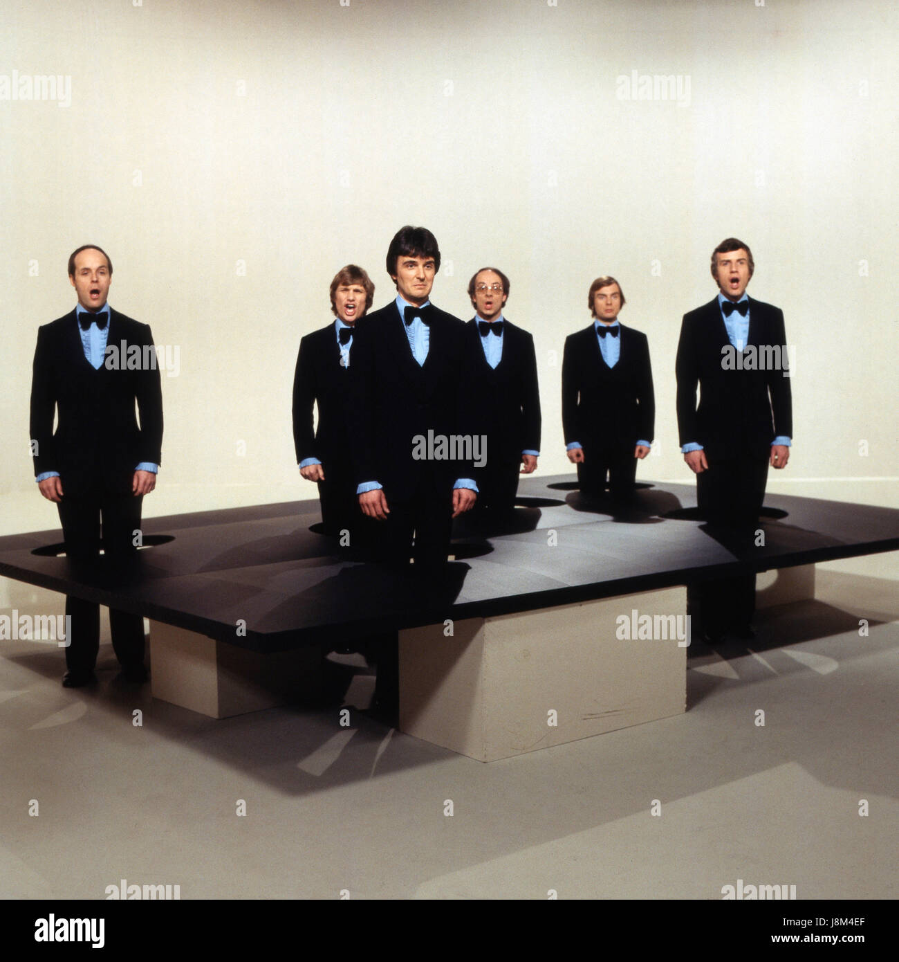 Capella singing hi-res stock photography and images - Alamy