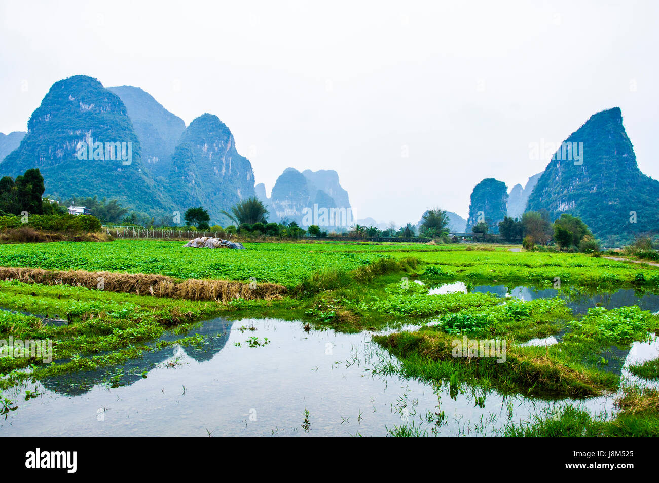 Mountains and countryside scenery Stock Photo - Alamy