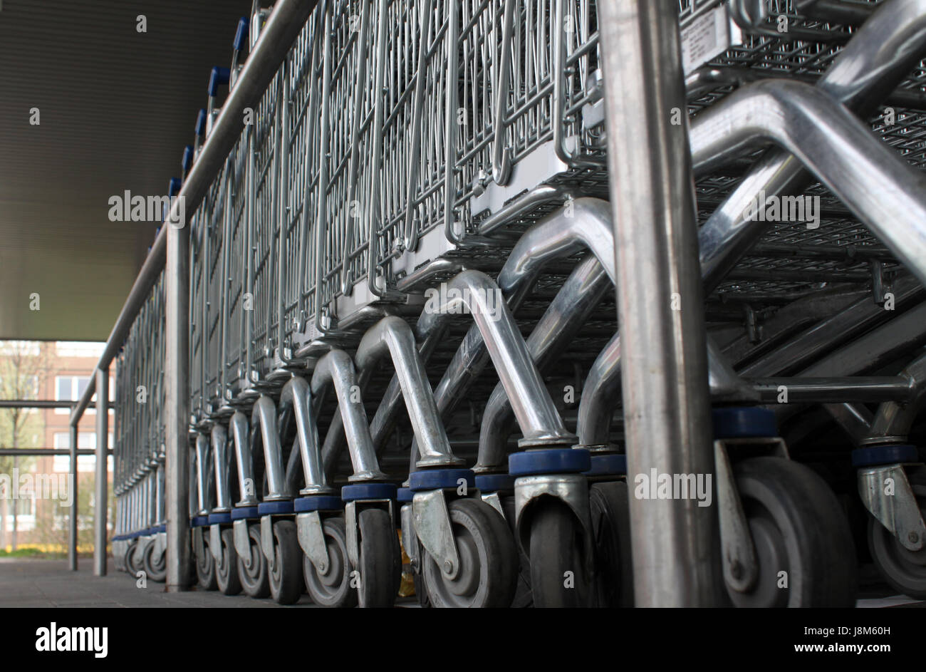 wheel, basket, means of conveyance, trolley, cart, shopping basket ...