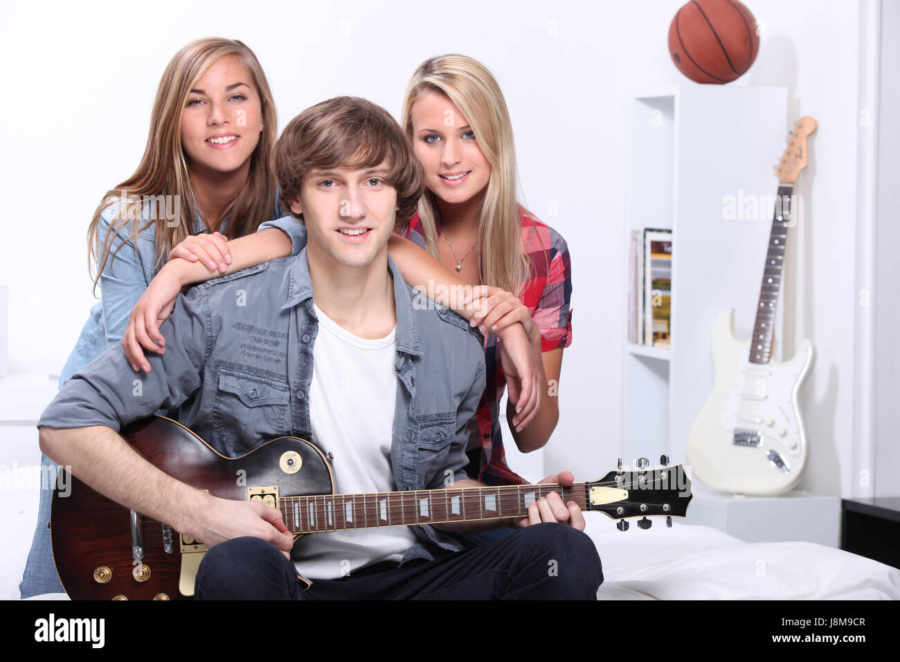 at home, music, game, tournament, play, playing, plays, played, youth ...