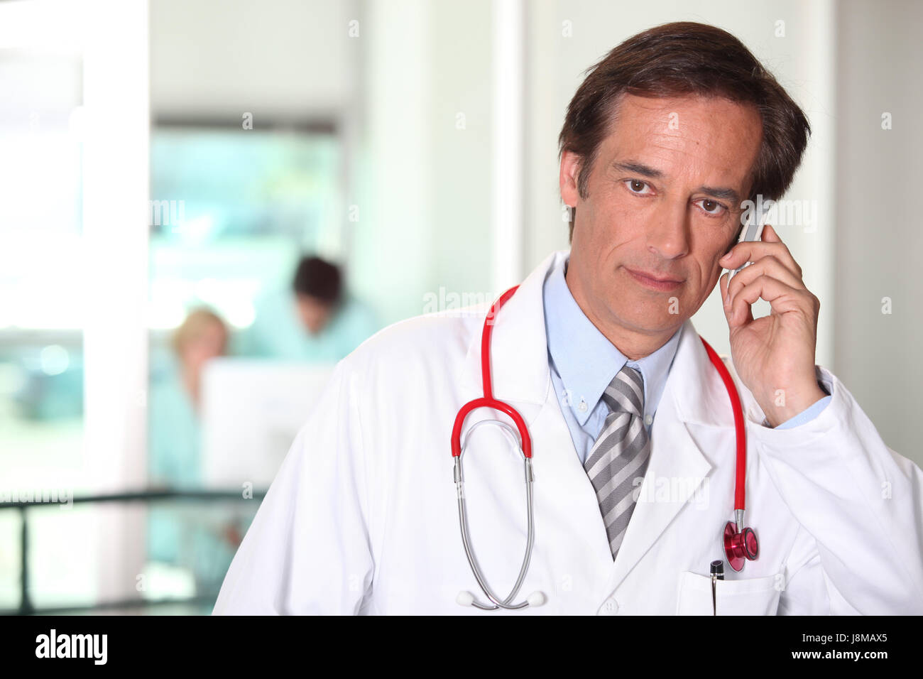 doctor, physician, medic, medical practicioner, talk, speaking, speaks ...