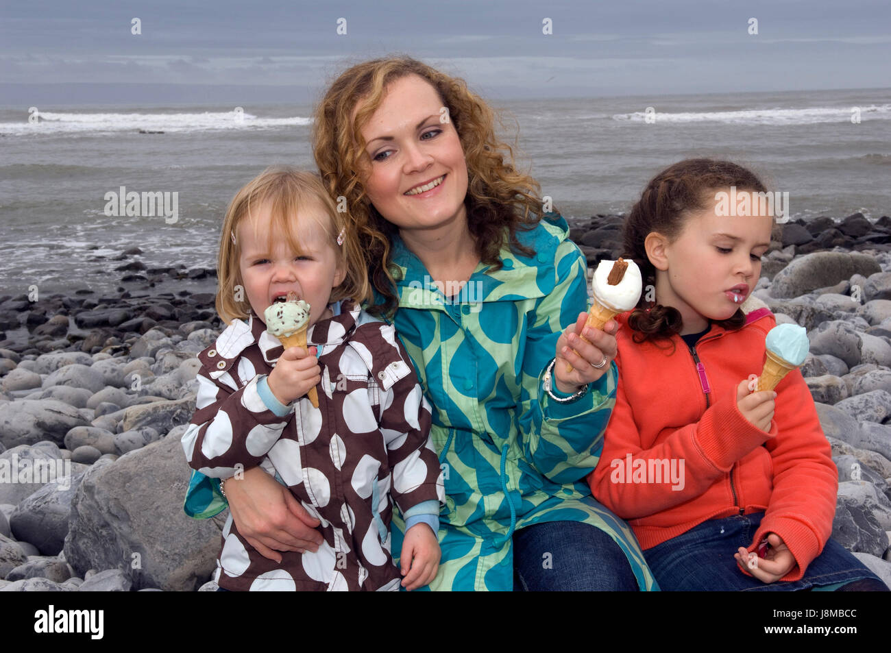 Kids children family outings hi-res stock photography and images - Alamy