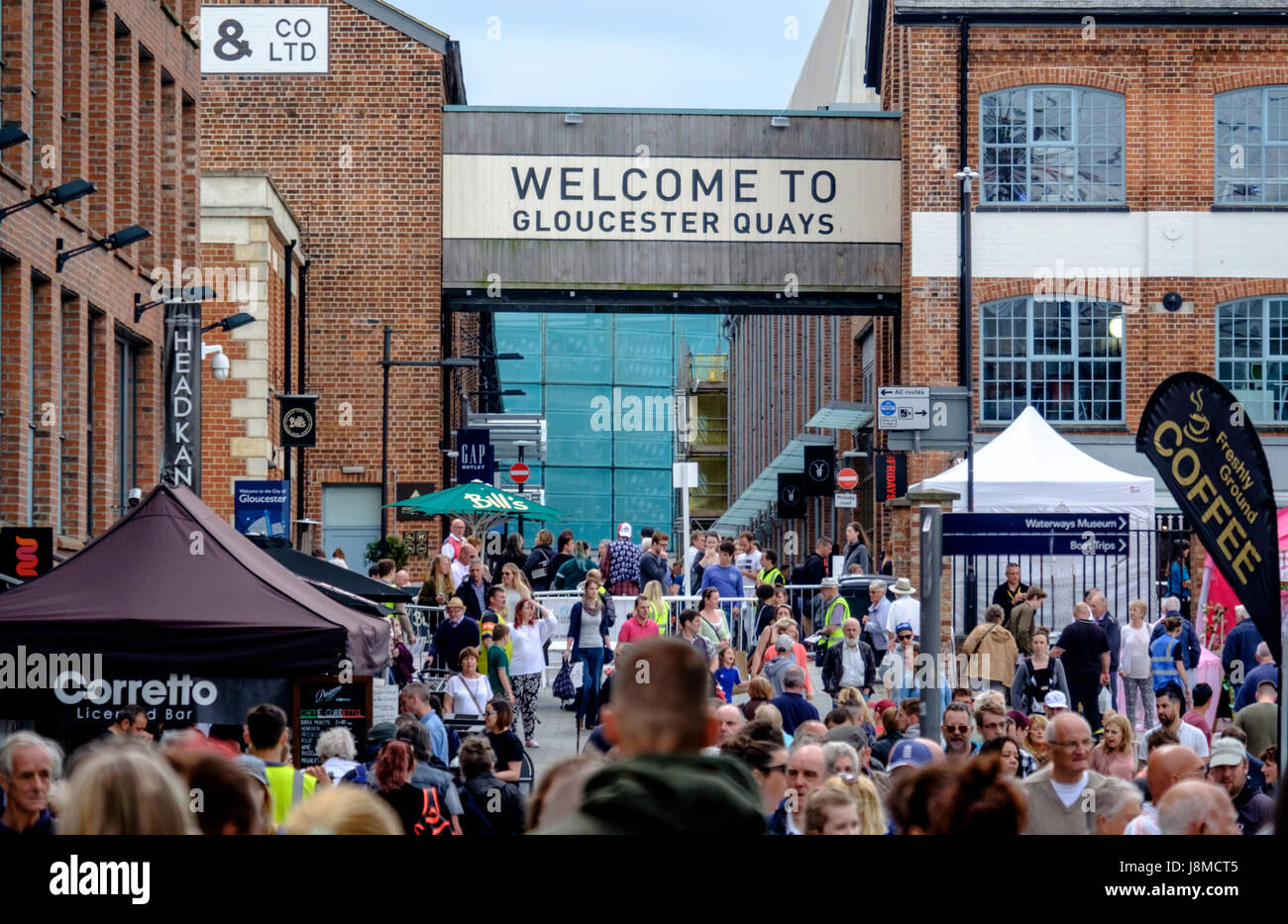 Gloucester quays hi-res stock photography and images - Alamy