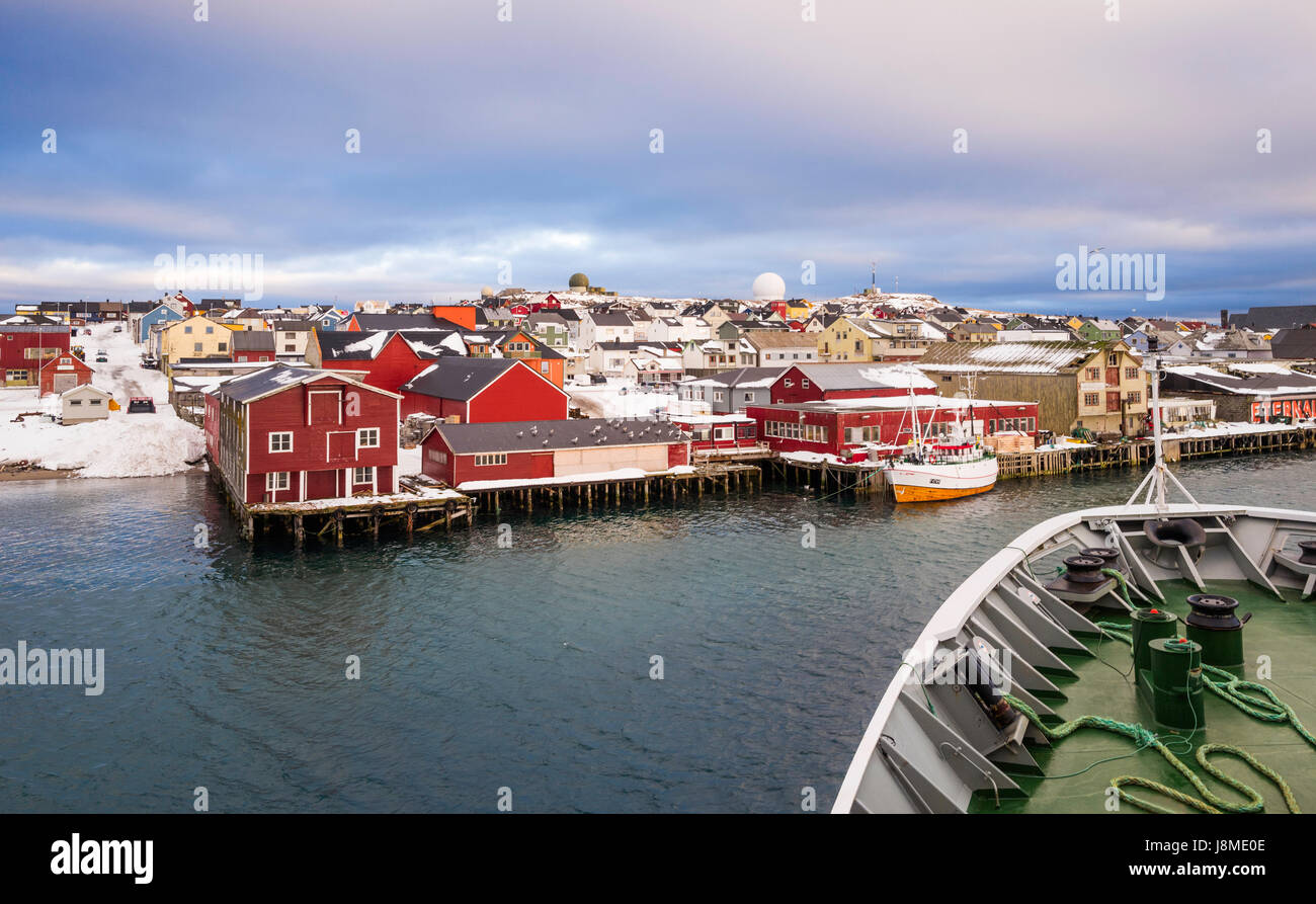 Hurtigruten Coastal Express cruise ship "Richard With" approaches Vardø ...