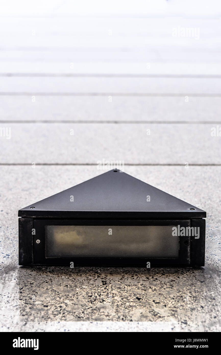 Outdoor single led street light Stock Photo - Alamy