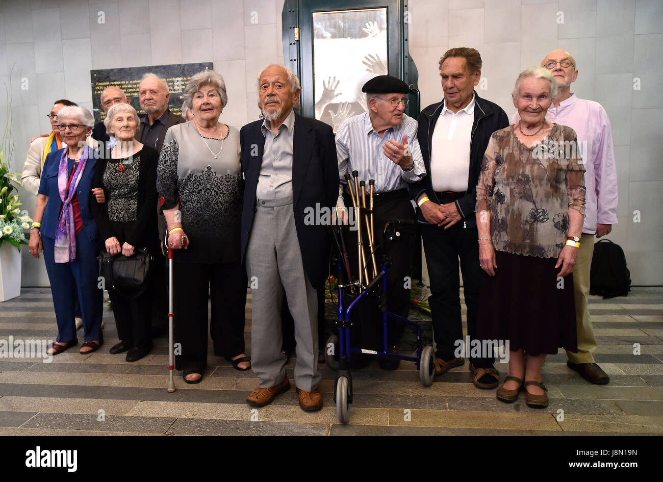 Wintons children hi-res stock photography and images - Alamy