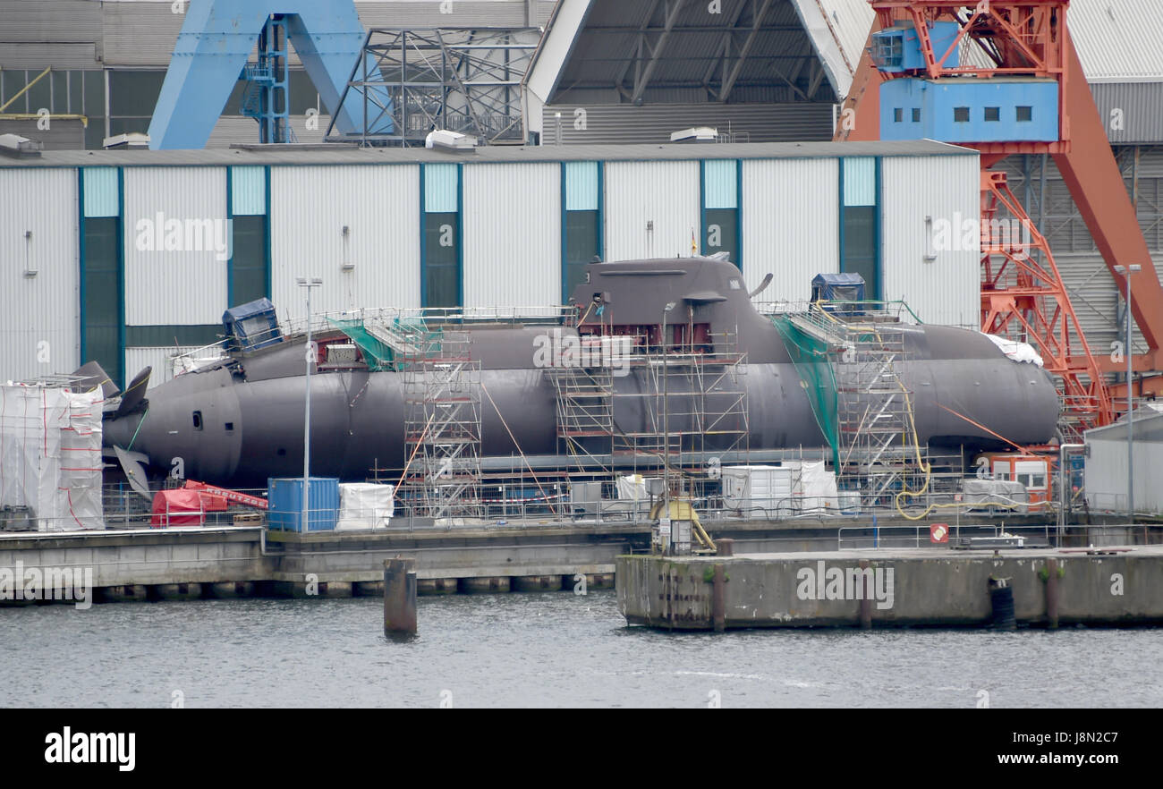 Kiel, Germany. 24th May, 2017. German submarine "U 31" at the Thyssen ...