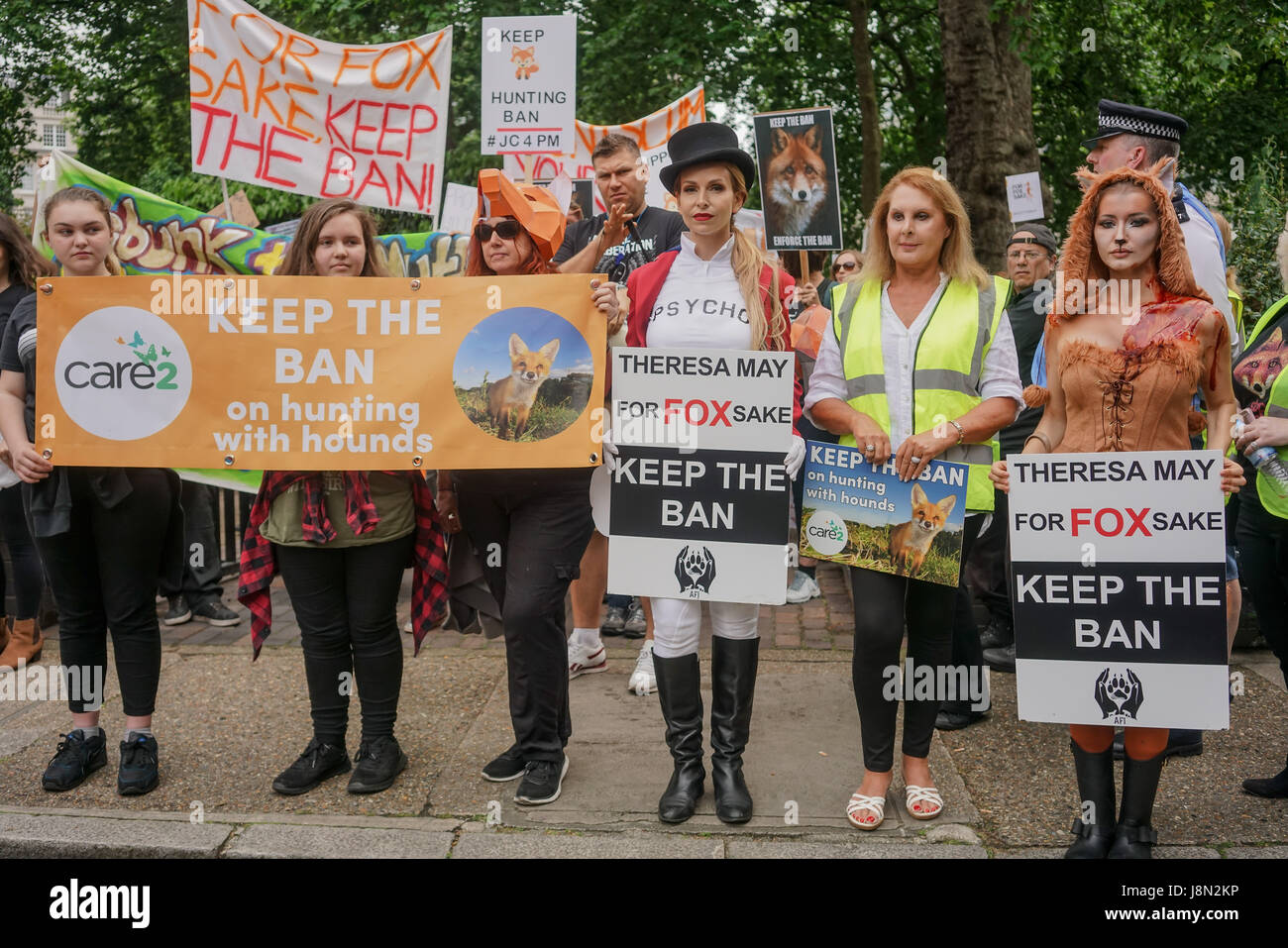 London, UK. 29th May, 2017. Hundreds of animal rights activists ...
