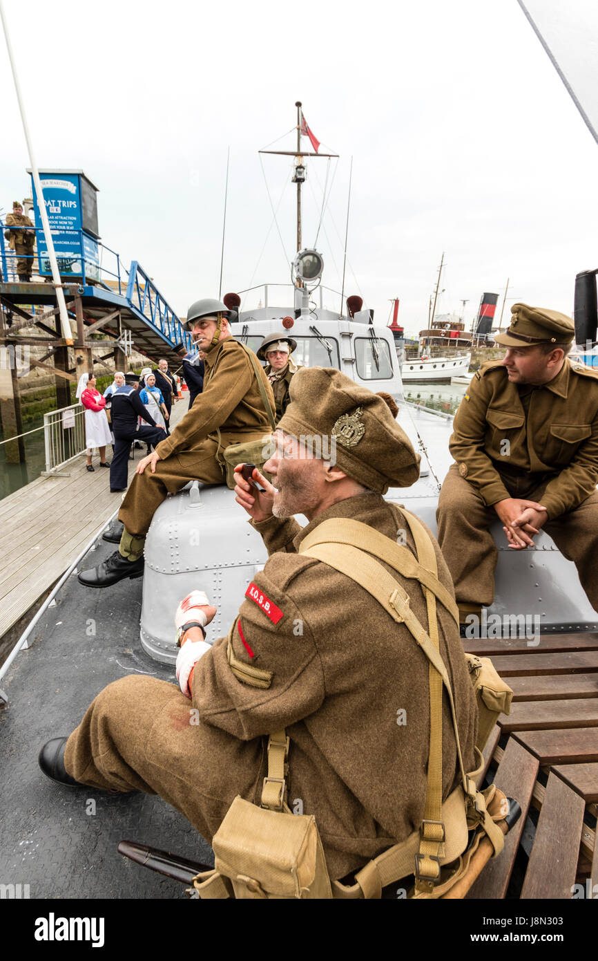 Dunkirk evacuees hi-res stock photography and images - Alamy