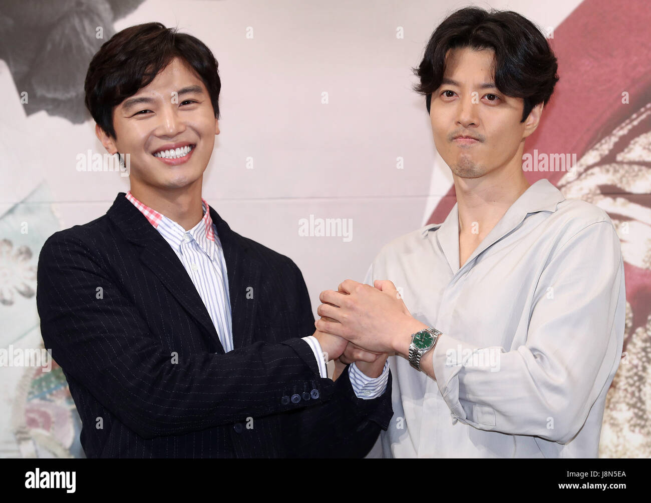 S. Korean actors Lee Dong-gun and Yeon Woo-jin South Korean actors Lee ...