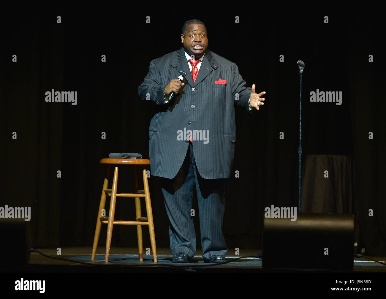 Miami, FL, USA. 28th May, 2017. Actor/comedian Bruce Bruce performs ...