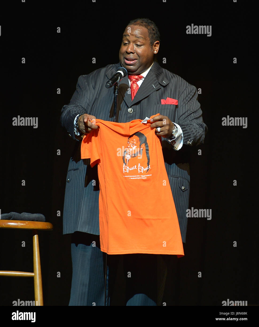 Miami, FL, USA. 28th May, 2017. Actor/comedian Bruce Bruce performs ...