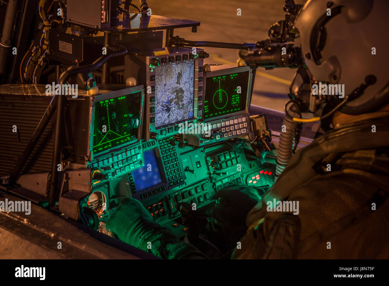 Night vision goggles hi-res stock photography and images - Alamy