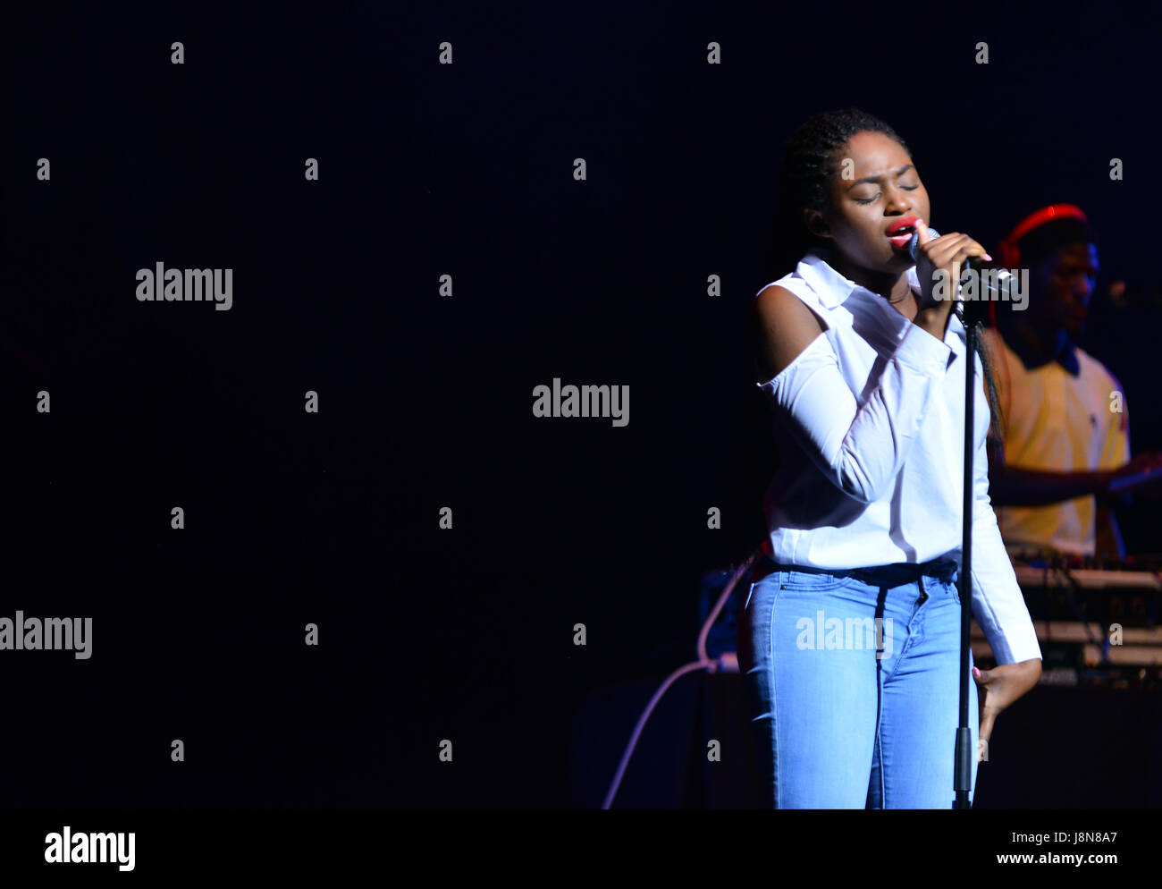 Fort Lauderdale, FL, USA. 29th May, 2017. Singer Sherece Campbell opens ...