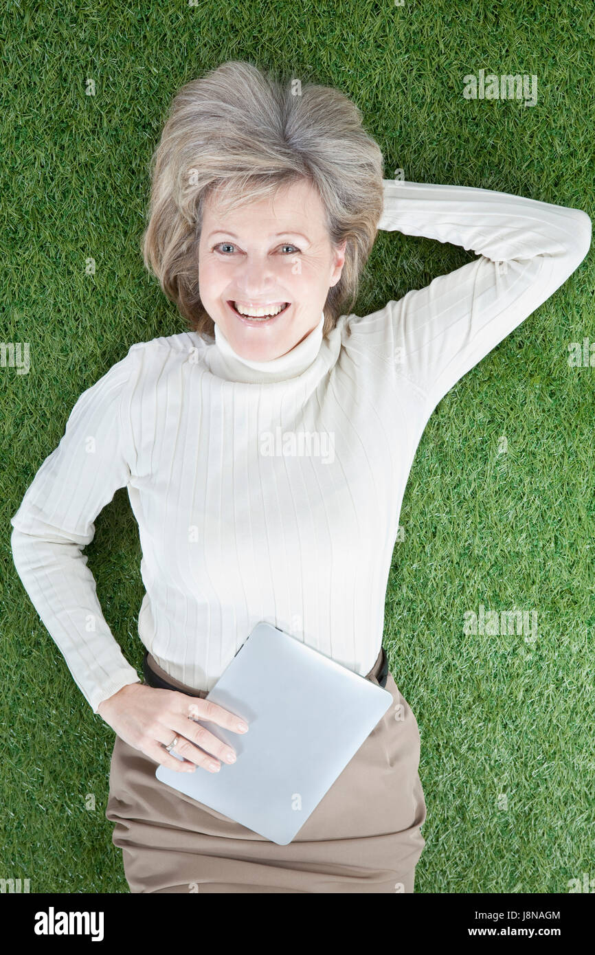 woman with ipad Stock Photo - Alamy