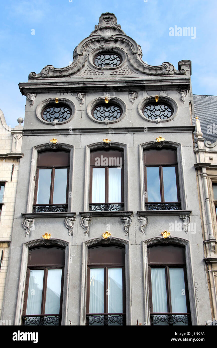 Flemish gothic architecture hi-res stock photography and images - Alamy