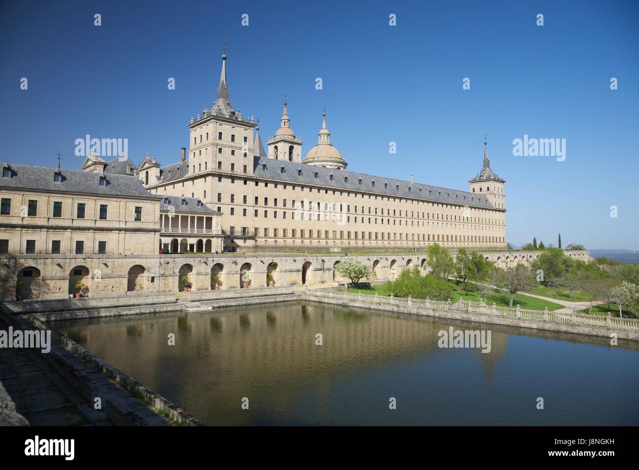monument, spain, wall, style of construction, architecture ...
