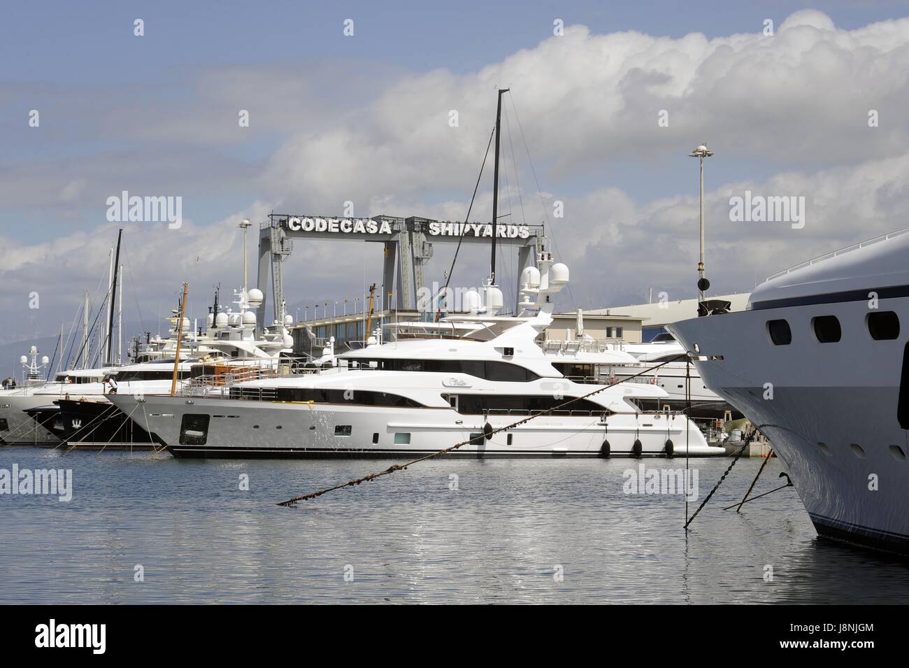 Shipyard viareggio tuscany italy hi-res stock photography and images ...