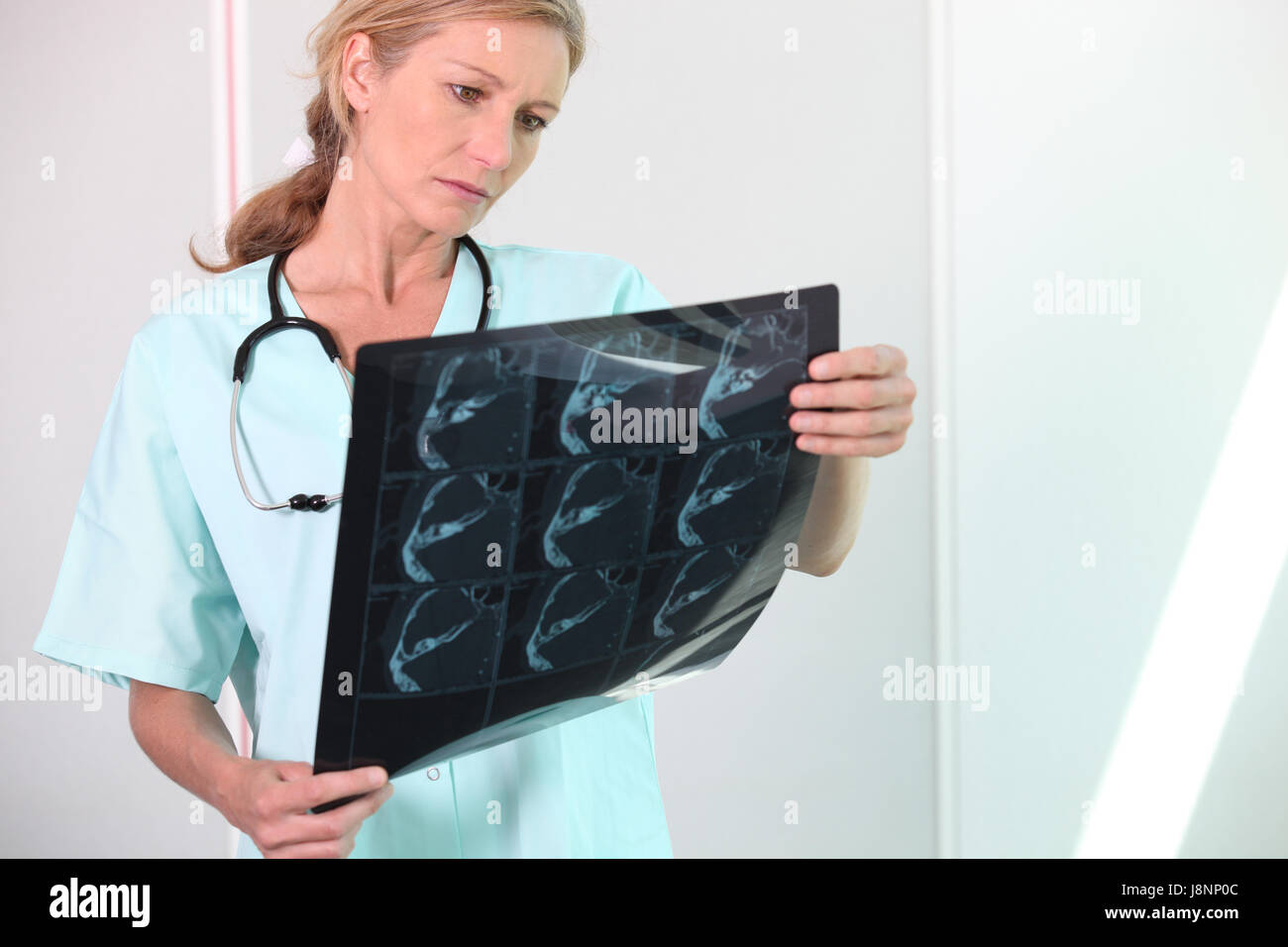 doctor, physician, medic, medical practicioner, woman, health ...