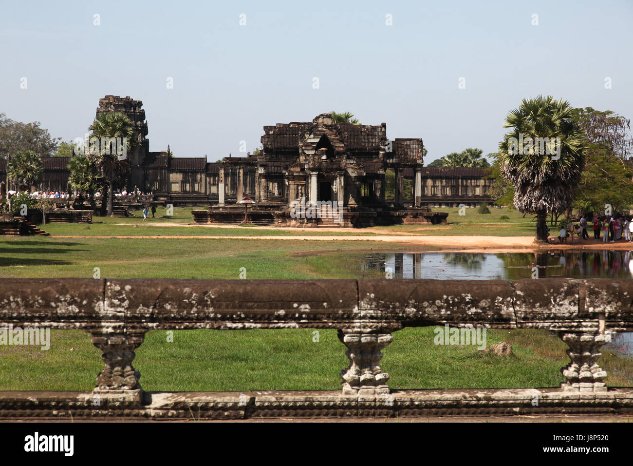library procession street angkor wat Stock Photo - Alamy