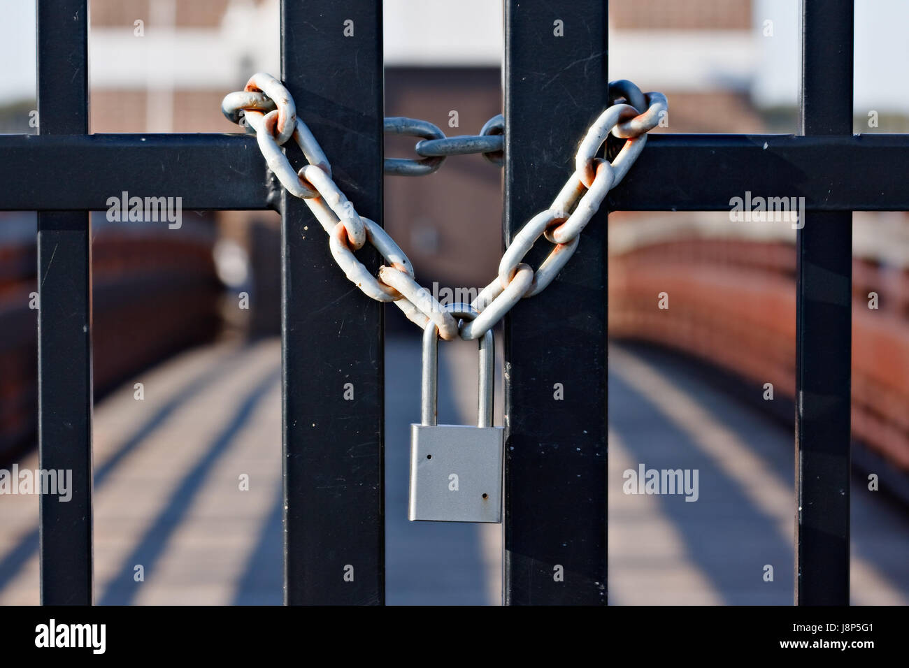 lock, goal, passage, gate, archgway, gantry, chain, chains, locked ...