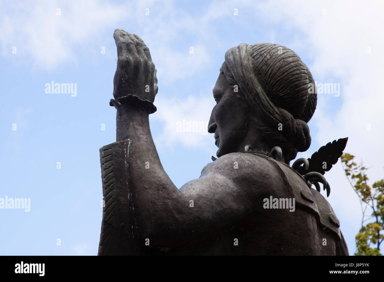 Native american art bird hi-res stock photography and images - Alamy