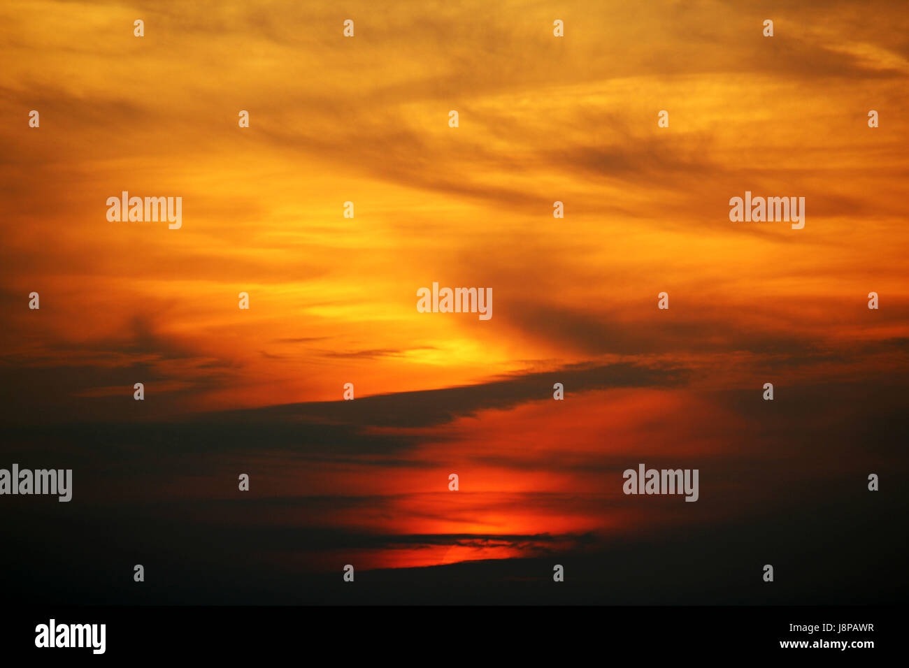 Fiery red sky winter hi-res stock photography and images - Alamy
