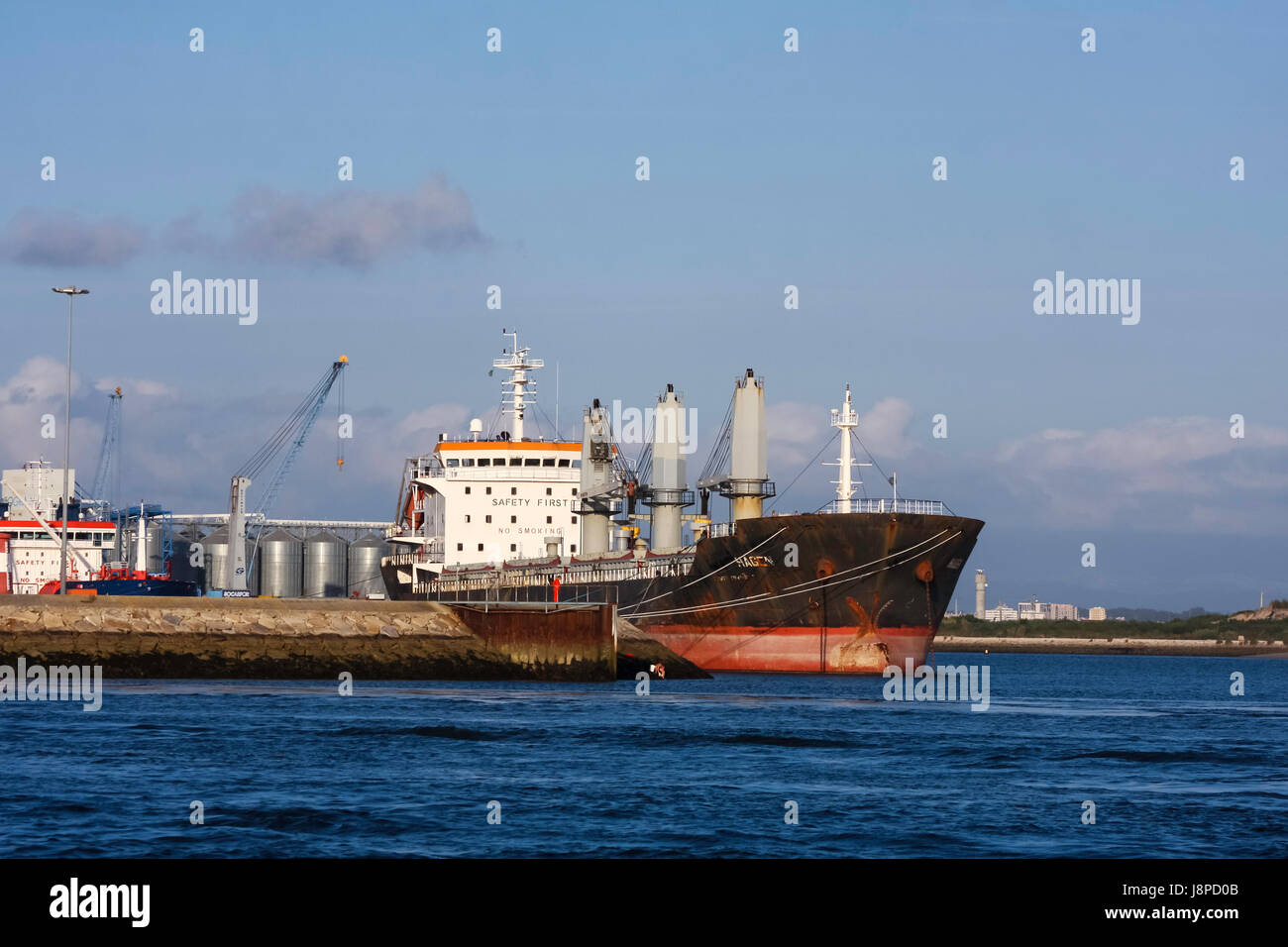 Cargo boat hi-res stock photography and images - Alamy