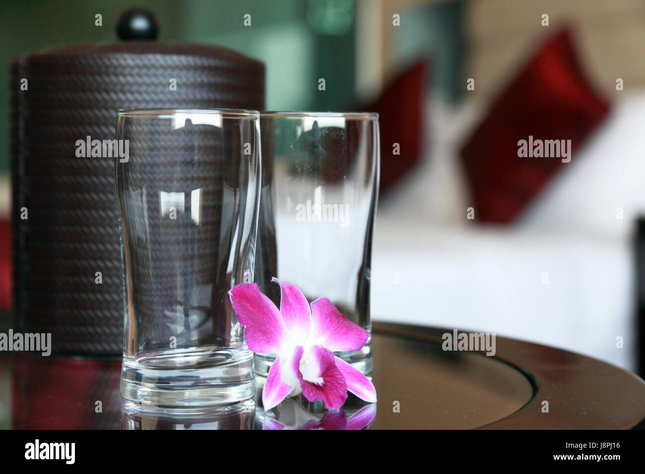 glass, chalice, tumbler, room, hotel, container, box, boxes, containers ...