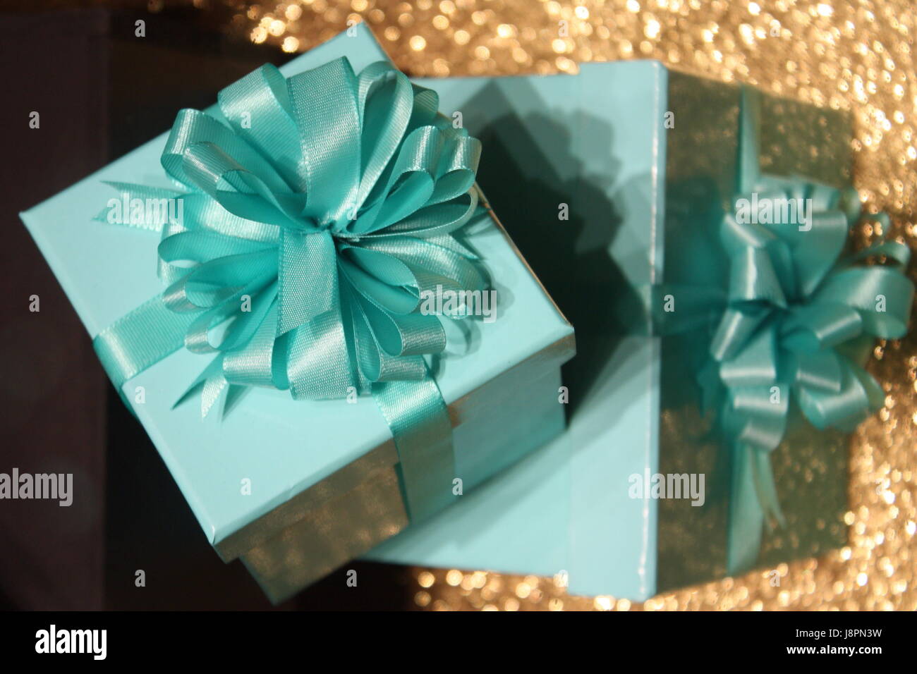 turquoise, loop, grind, colour, presents, quadratic, colors, colours ...