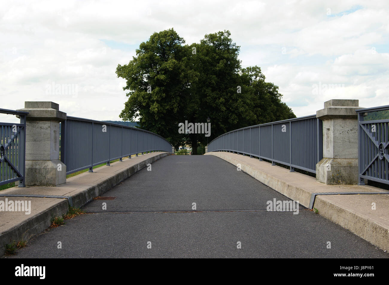 bridge bike path Stock Photo - Alamy