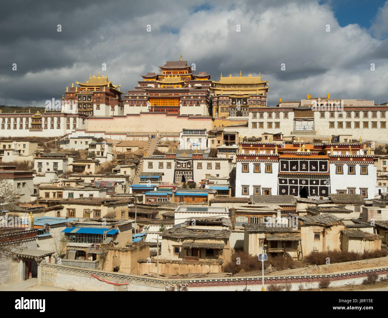 Zhongdian county hi-res stock photography and images - Alamy